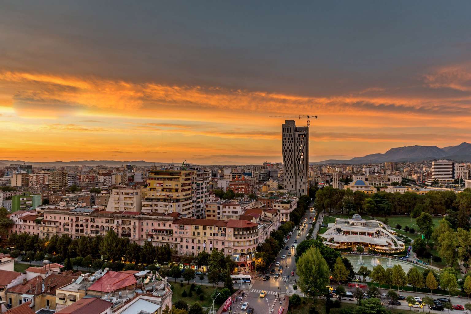 Visiter Tirana en 3 jours : guide complet dans la capitale albanaise ...